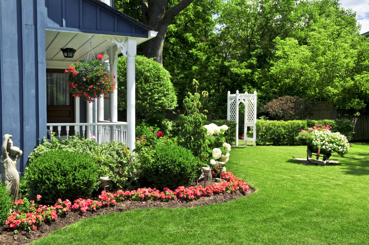 Improve Your Garden and Curb Appeal Today with These Tips :: YardYum ...